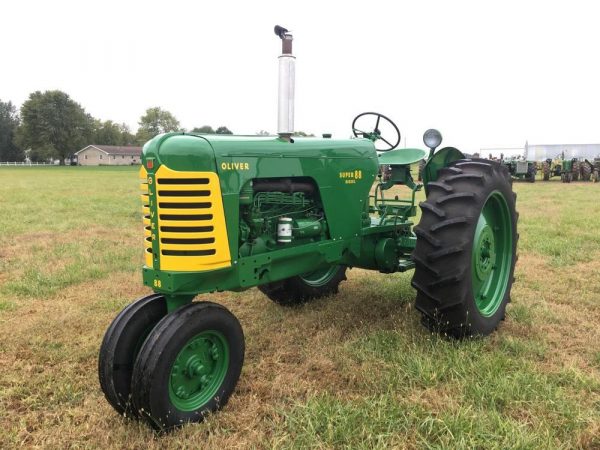 Oliver - Super 88 Row Crop (Diesel) - Old Iron Garage